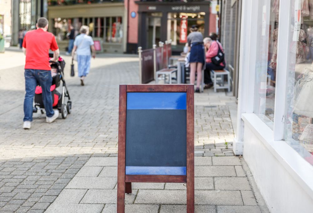 Jak udělat reklamu své kamenné prodejně, nebo akci - FANZINE.cz